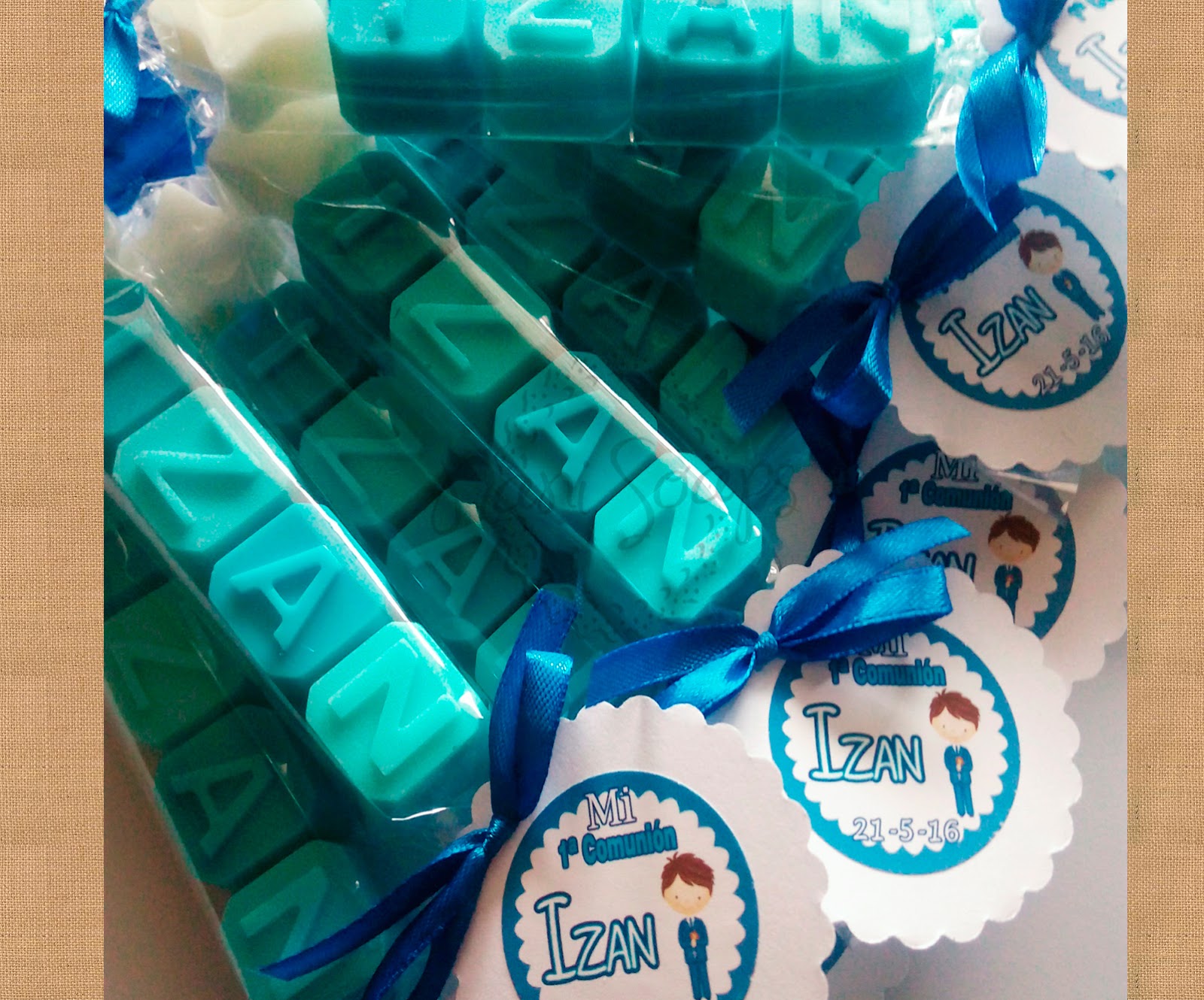 NOMBRE en letras de jabón para comuniones