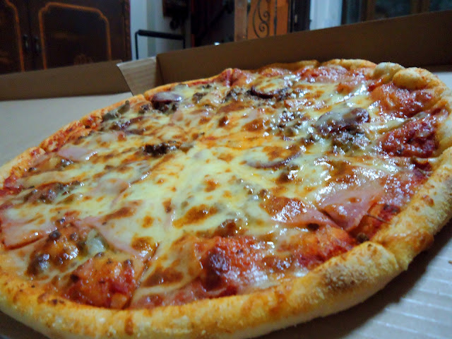 The Halal Food Blog: RITE Pizza