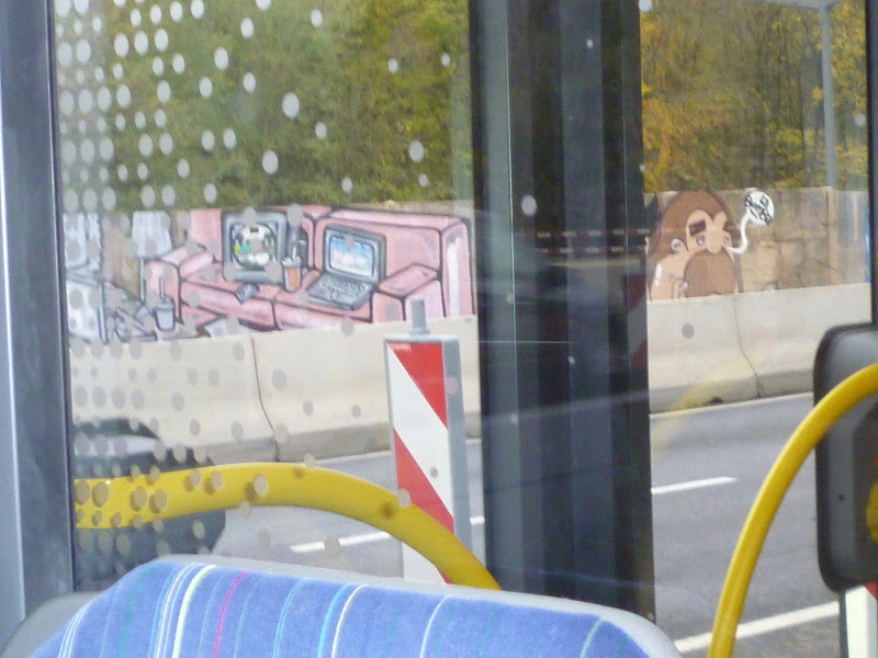 Le blog de Nadine Kay et son art: Le graffiti de SUMO au Kirchberg