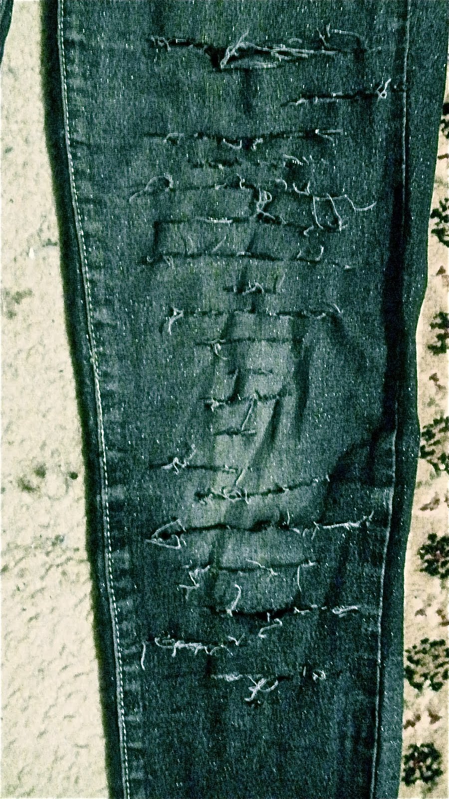 Deporian: As Requested-- How to Make CUSTOM RIPPED JEANS