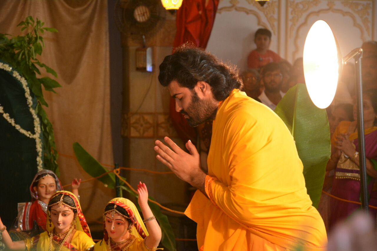 VYO: Video and Pictures of Historical Akhand Ashtakshar Jaap For Six Hours!