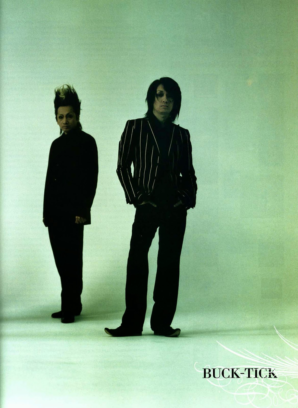 BUCK-TICK - R&R NEWSMAKER ~ Maio de 2005 Vol.194