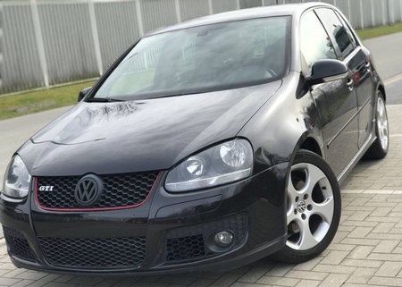 GOLF-5-GTI