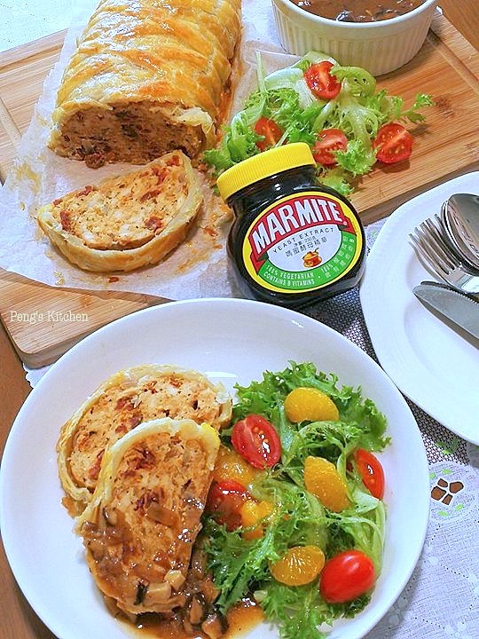 Peng's Kitchen: Marmite Chicken Roll in Puff Pastry
