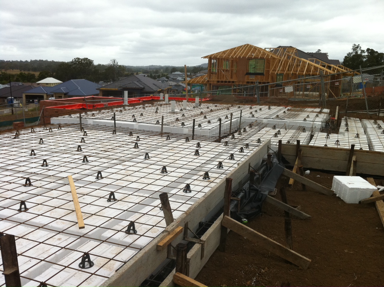 Chris & Bim's New House: Part 1 of slab poured :)