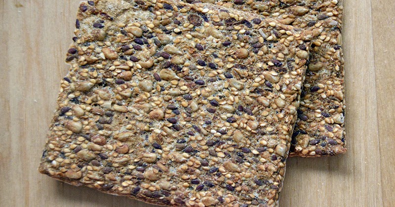 Lennart bakar glutenfritt: Supergott norskt fröknäcke