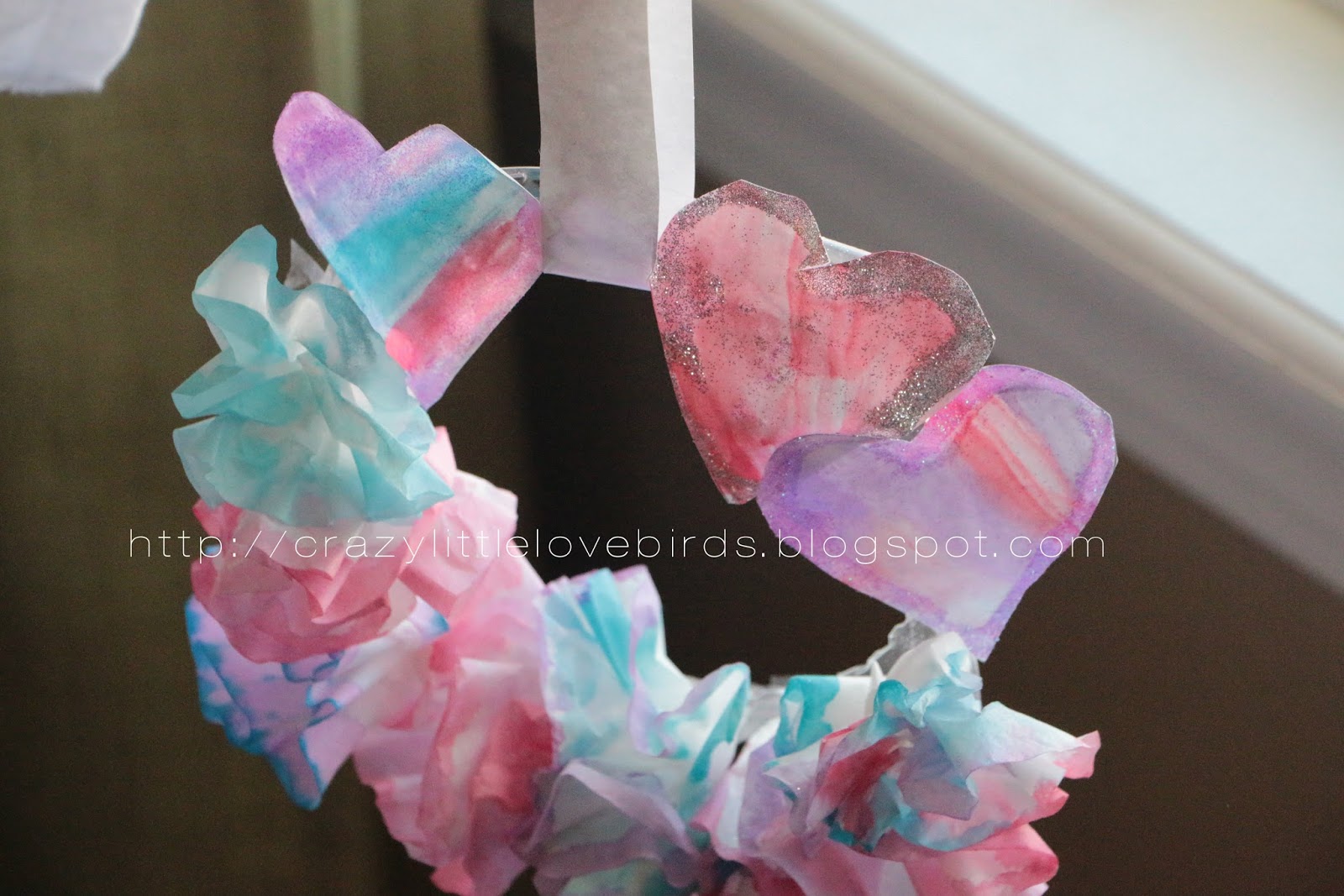 Colorful Coffee Filter Heart wreaths.- Simple craft post