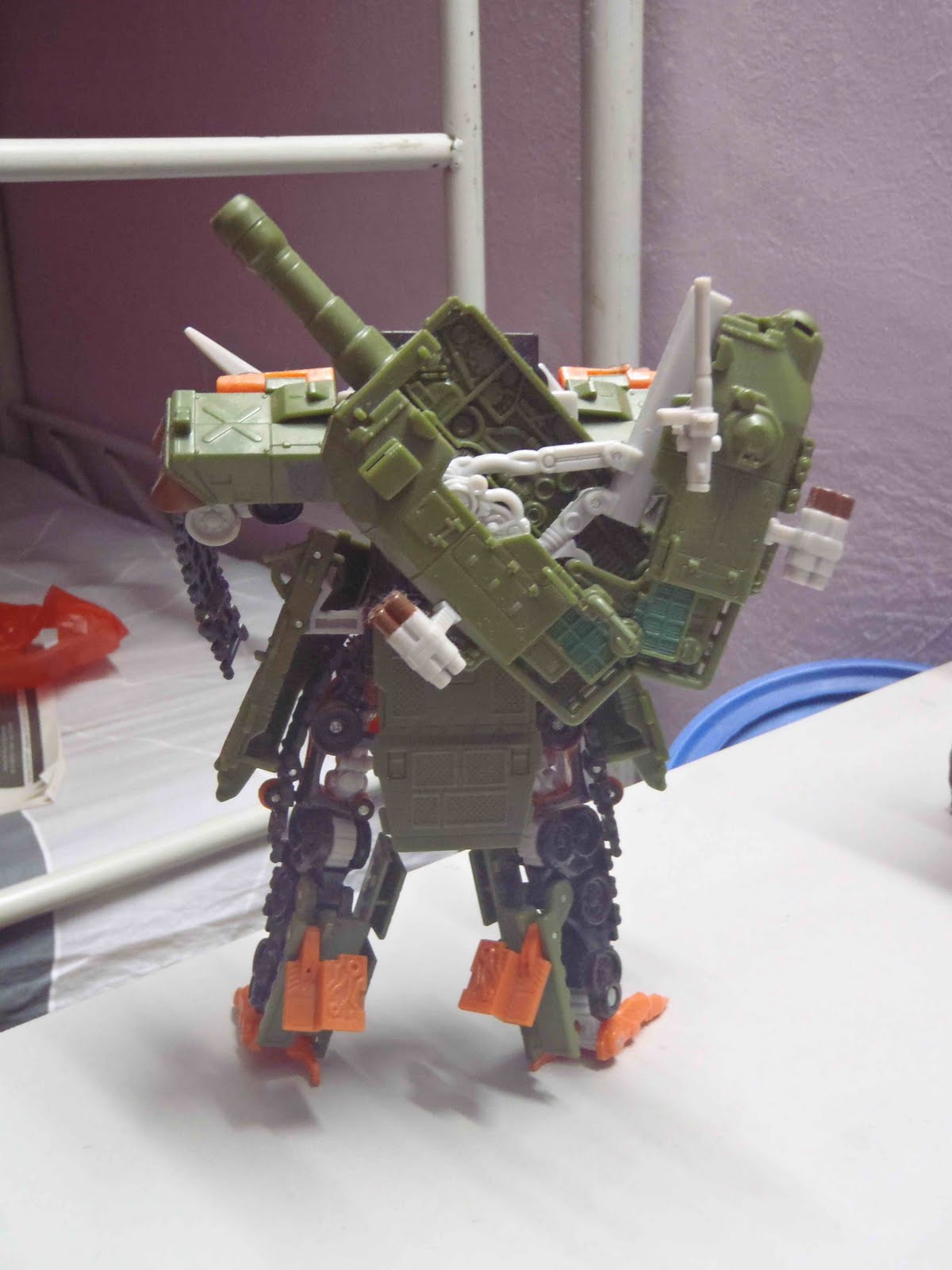 New Planet Cybertron: Transformers Review: ROTF Voyager-class Bludgeon