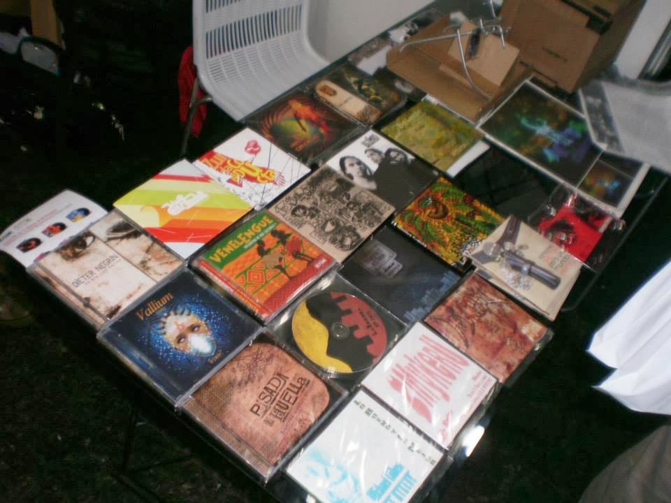 El Escenario. Cultura Alternativa: 50.000 personas visitaron la feria ...