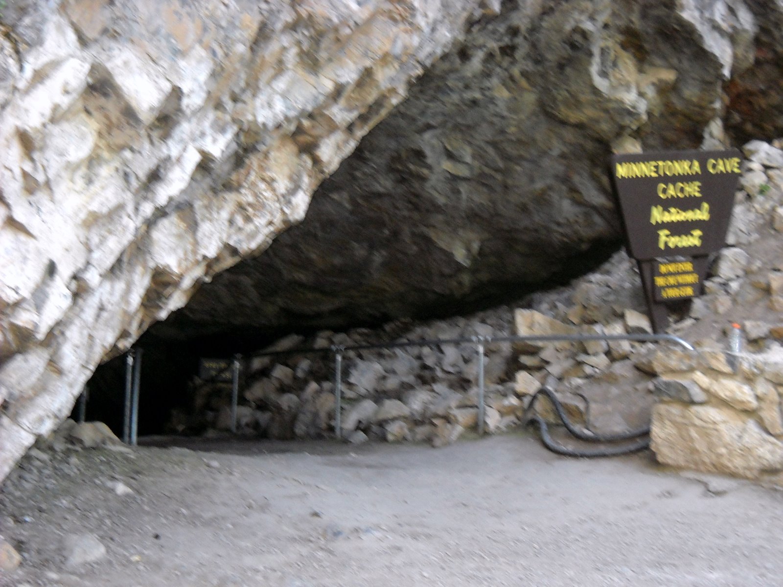 Rollingson Adventures *****: Cave Crawling