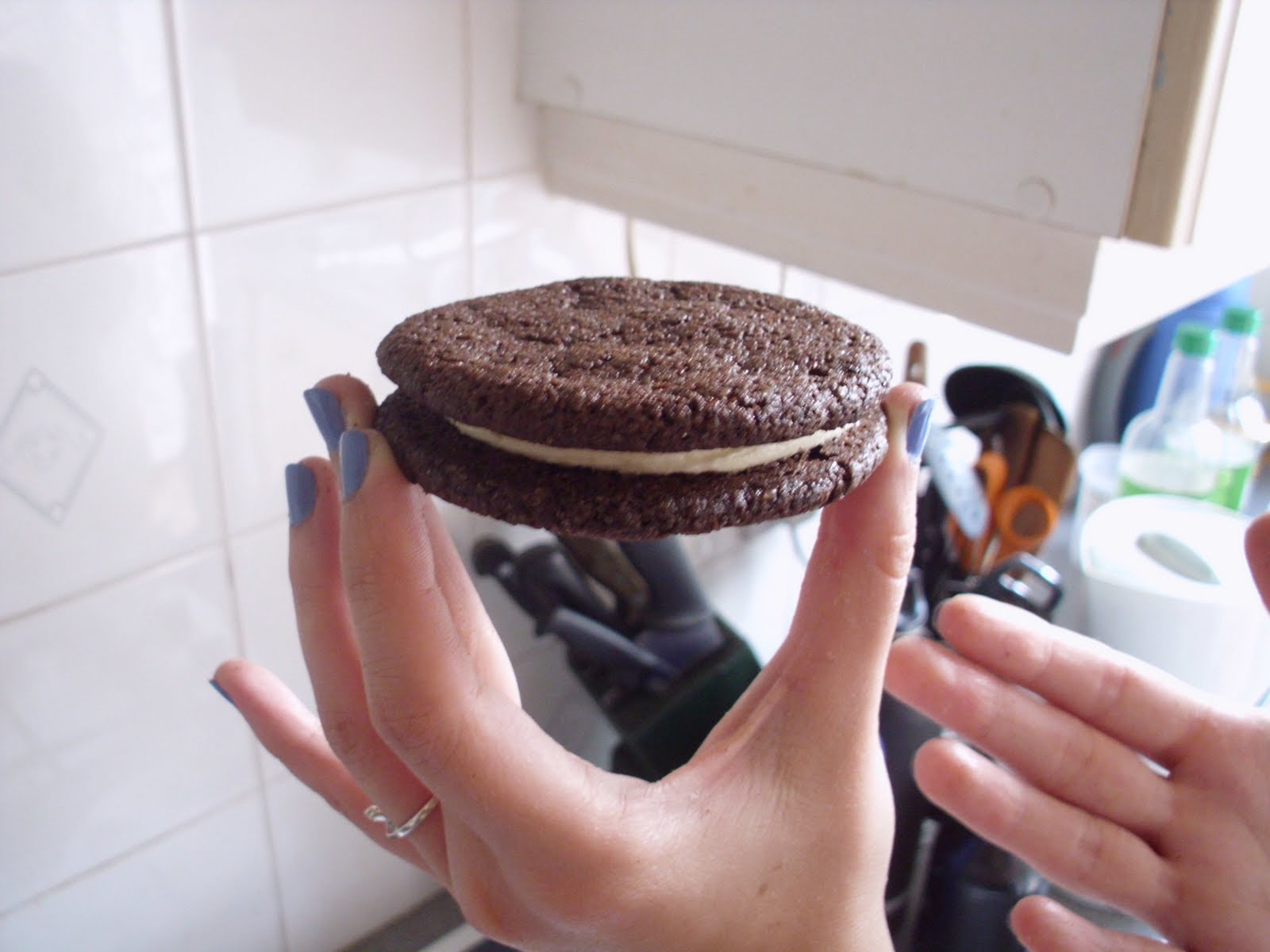 Crafty Blueberry: Big Fat Homemade Oreos