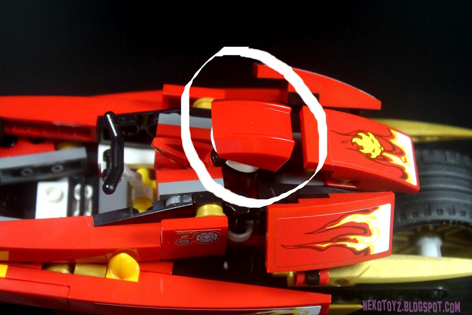 Neko Toyz: Lego 9441 Ninjago Kai's Blade Cycle Review