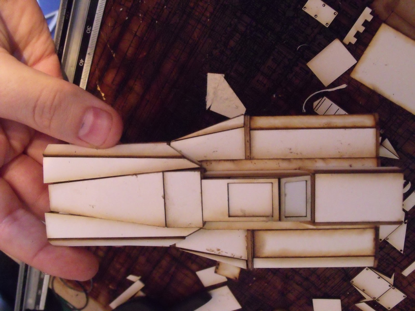 Limited Edition Warhammer models: Warhammer papercraft model - scratch ...