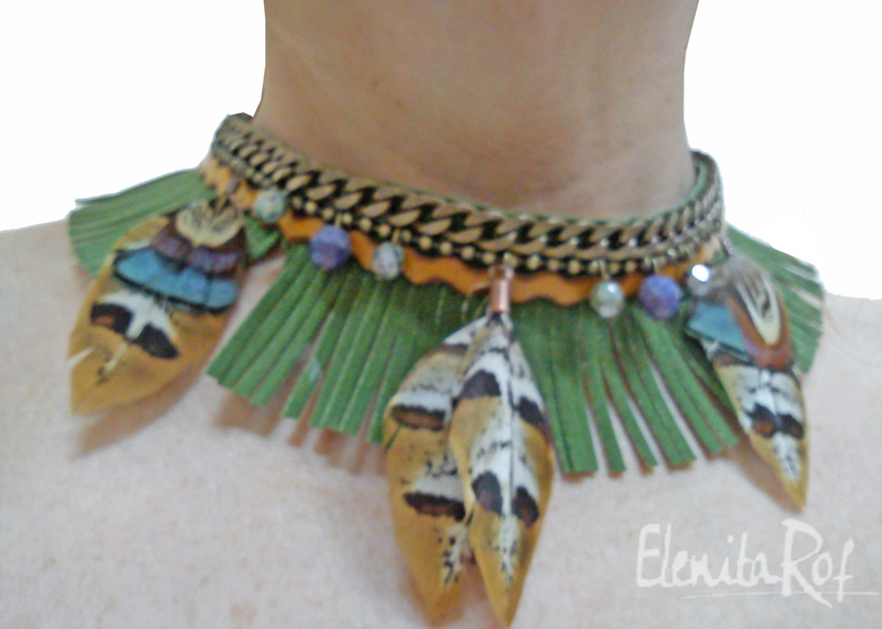 elenita rof: COLLAR BABERO MAYA