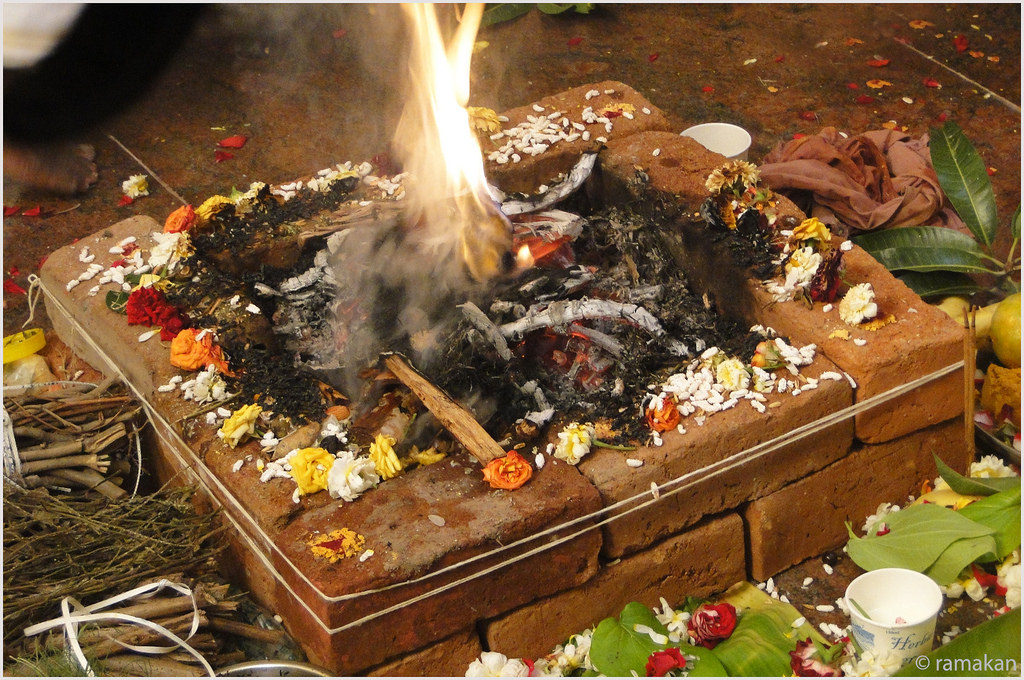 PARAKUNNATH SREE VETTAKKORUMAKAN PAYYAN KSHETHRAM (TEMPLE), AROLI ...