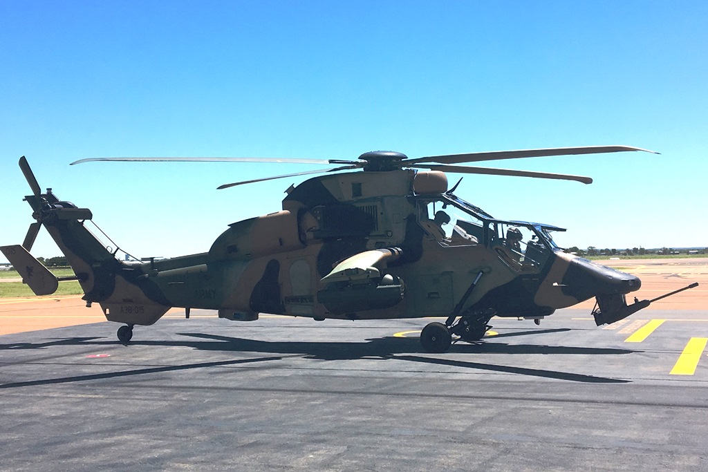 Central Queensland Plane Spotting: Australian Army Eurocopter (ARH ...