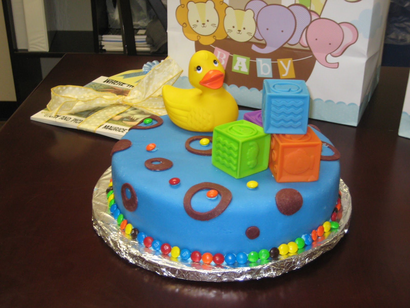ABCD Cakes: the good, the bad and the ugly: Baby Shower Cake