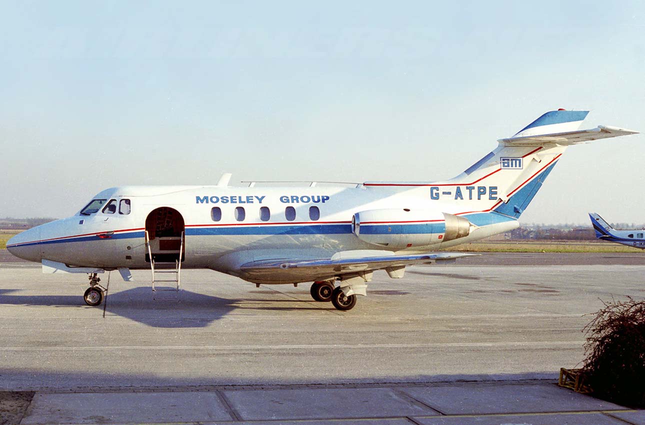 nhungdoicanh: de Havilland DH-125 / Hawker Siddeley HS-125 / BAe 125