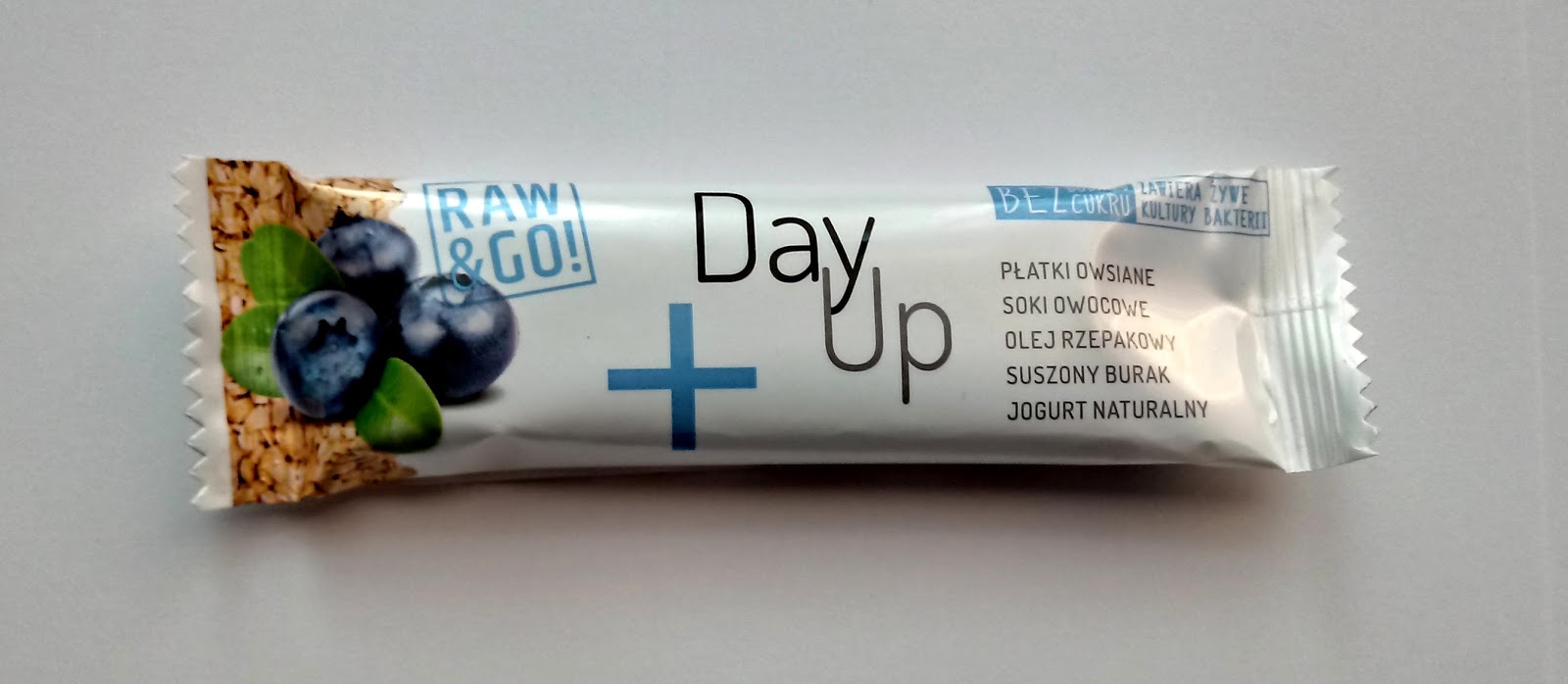 The Essentials of a Healthy Lifestyle: DayUp Raw&Go!, baton zbożowo ...