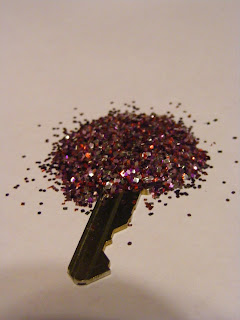 Isn't She Crafty: Shiny Key Identifier