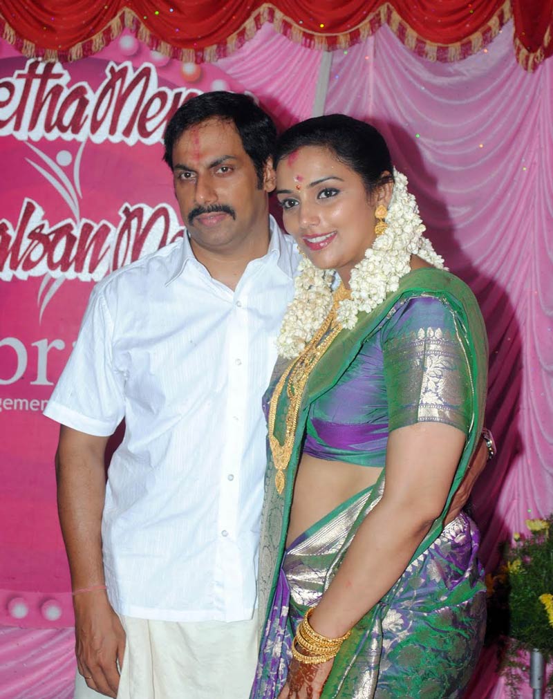 Mallu Actress Swetha Menon: Swetha Menon Marriage Photos