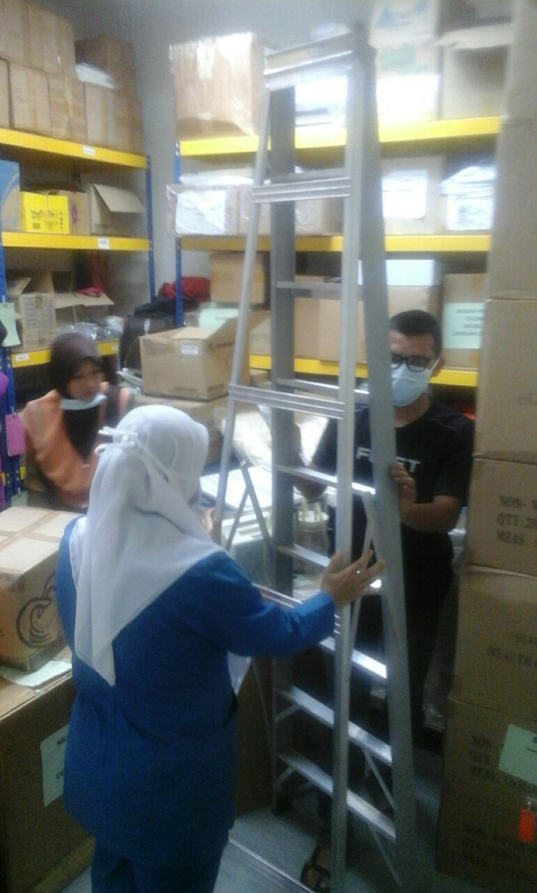 Gotong-royong 5S- Mengemas Stor Bahan Bukan Ubat 7/5/2016