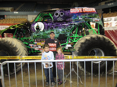 Evan and Lauren's Cool Blog: 12/5/13: Win Tickets to Monster Jam at the ...