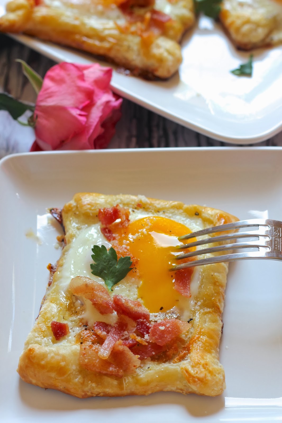 Valsocal Bacon And Eggs Tarts With Cheese
