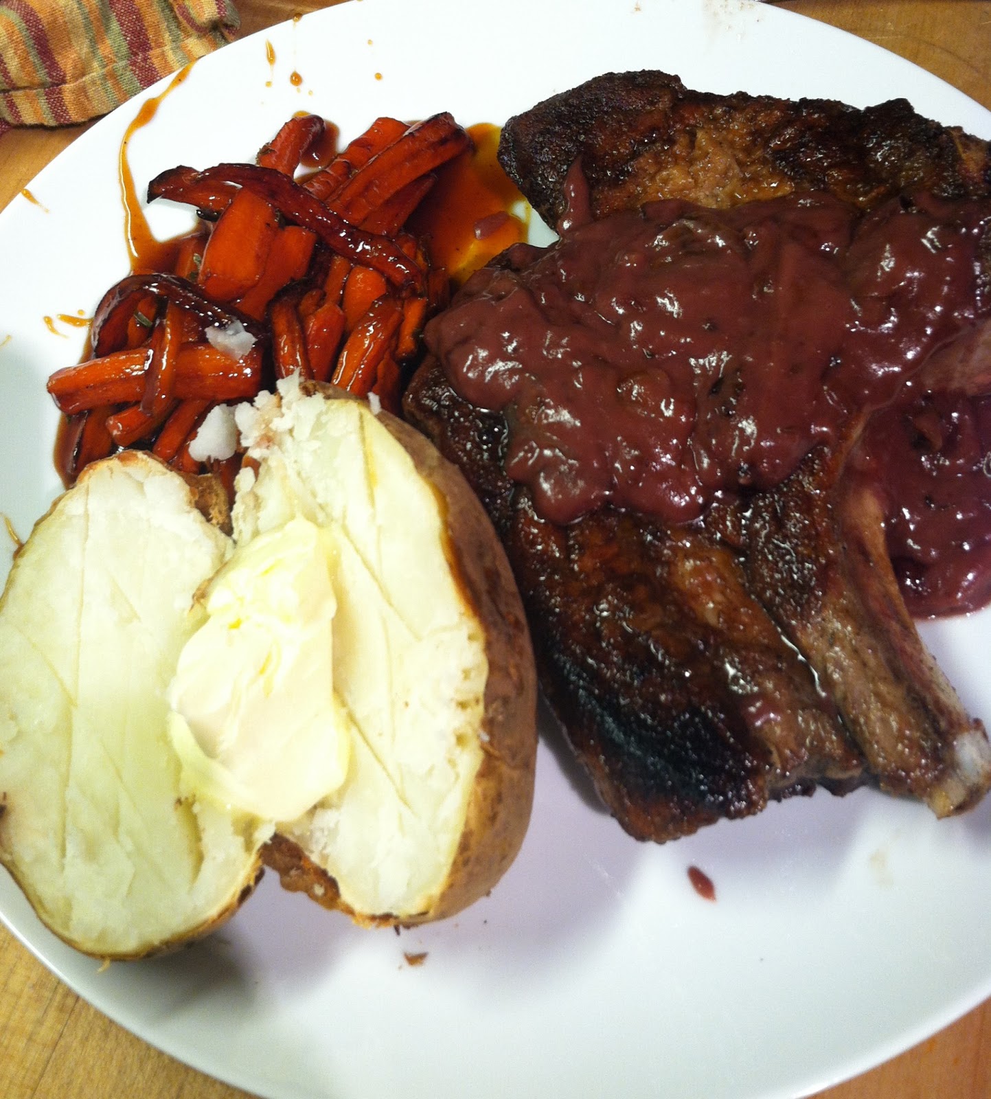 parsley & polka dots: pork chops with a shallot-red wine sauce