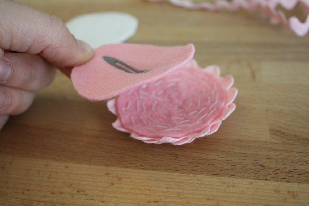 ric rac flower tutorial