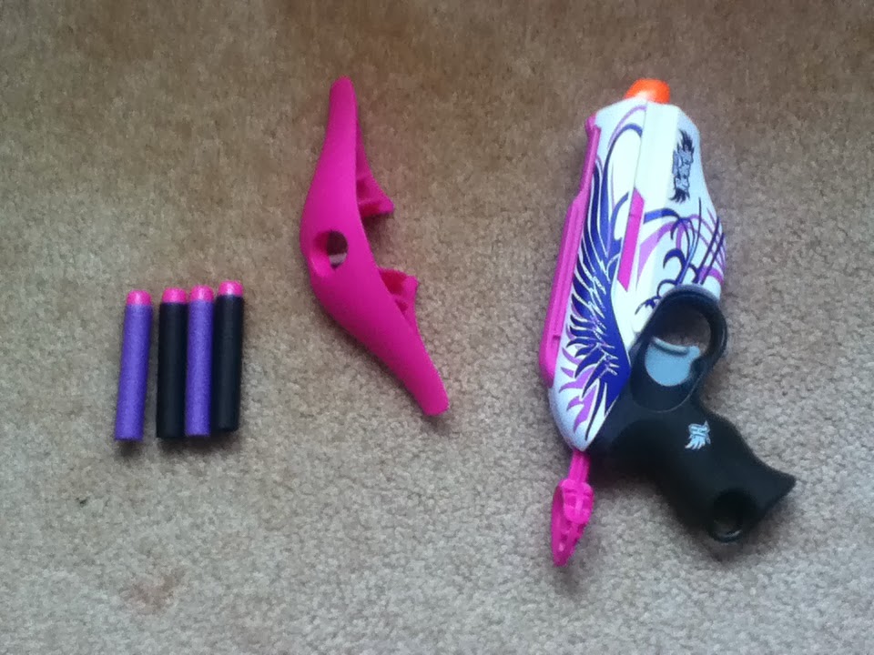 Outback Nerf: Nerf Rebelle Pink Crush Review (20m Aus Grey Trigger)