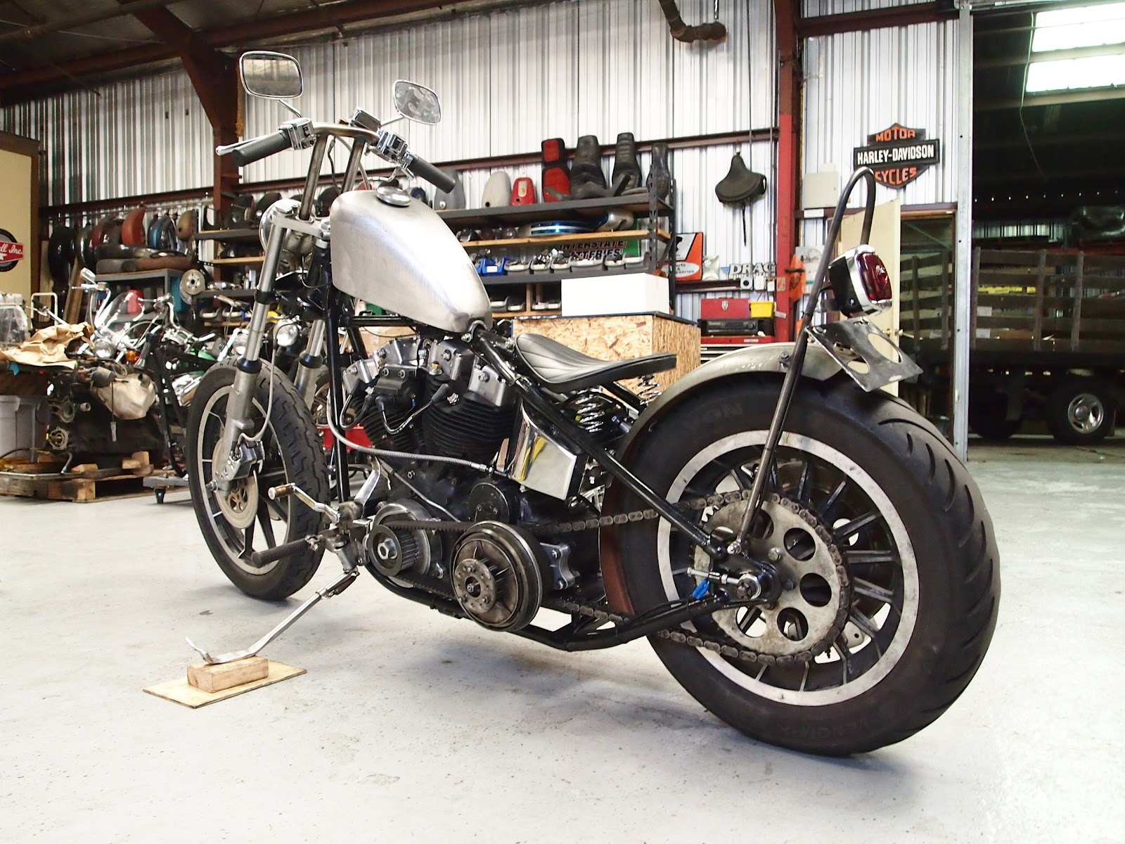 South Bay Street Machines: 1977 Shovelhead Hardtail Rigid
