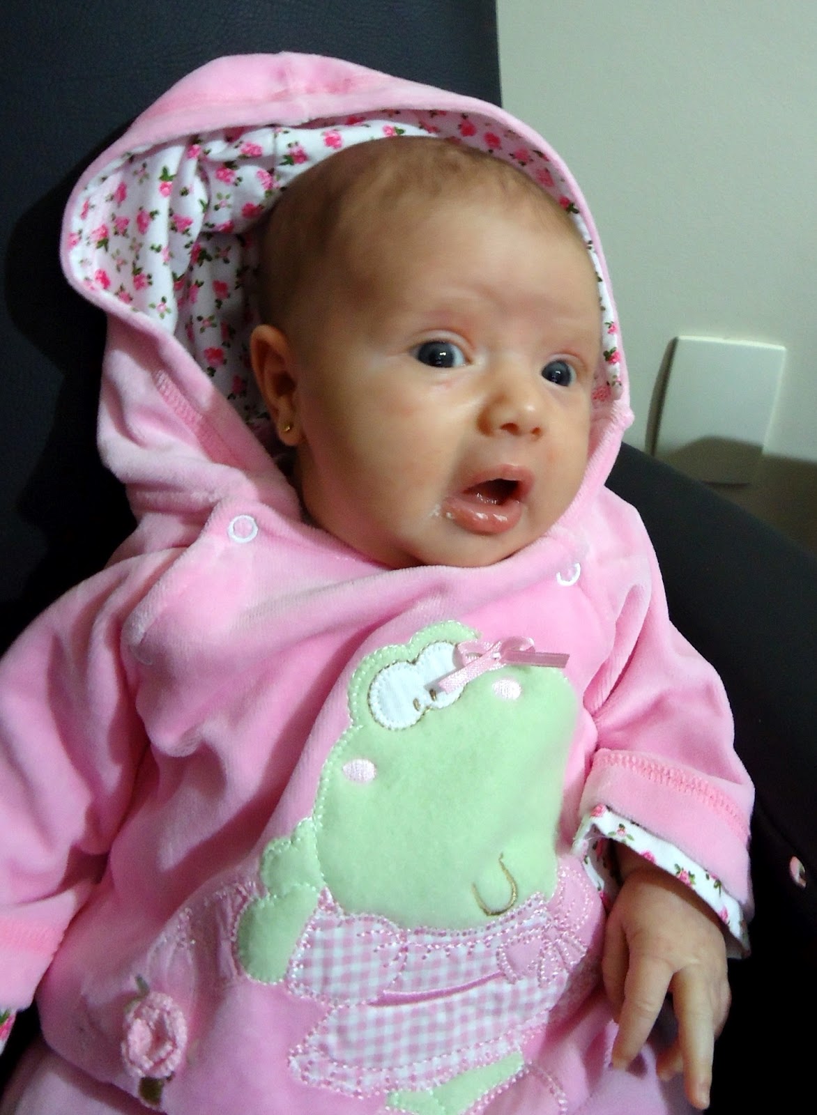 Crescendo - 3 meses | Caderninho da Mamãe