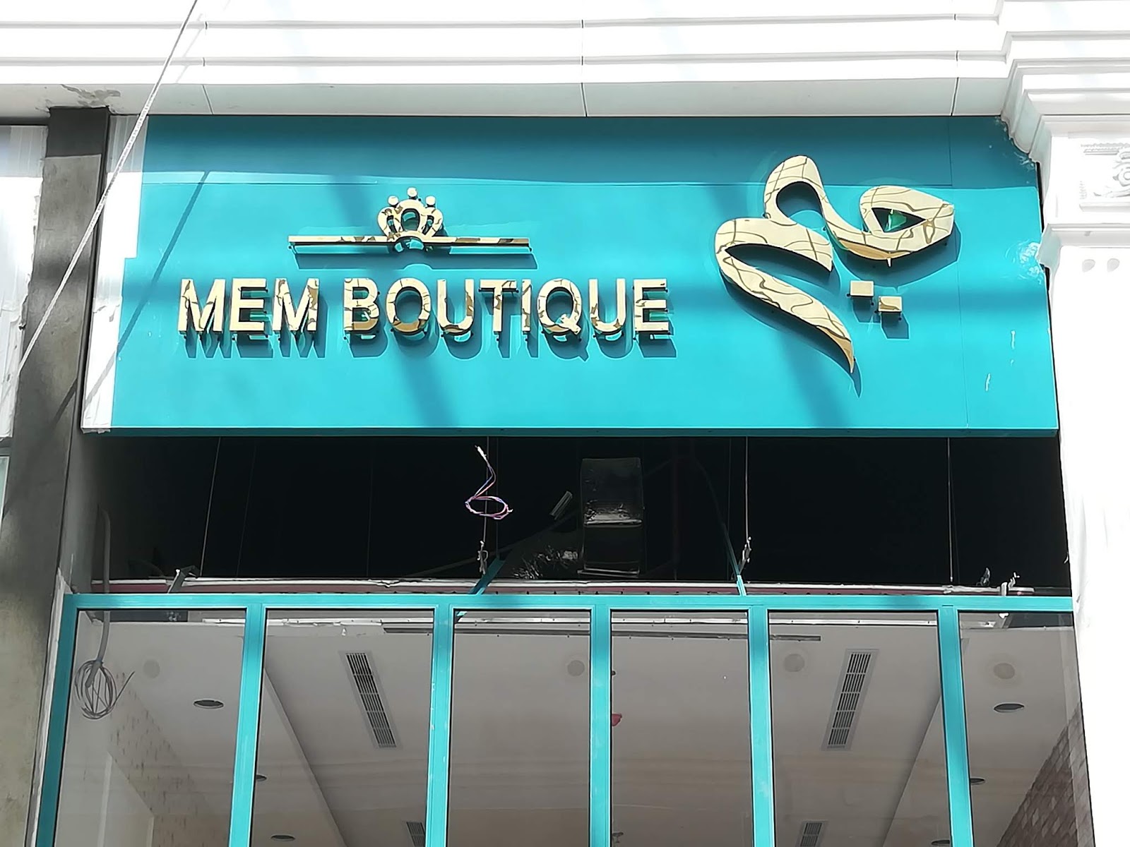 Mem Boutiqur Sign Board Design Terra Mall Taif City Saudi Arabia - city ...