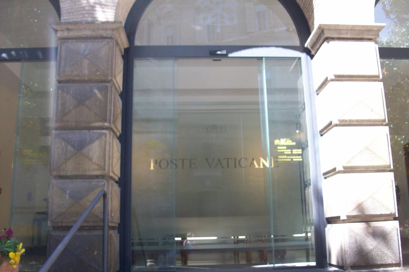 50 Years In Italy: Vatican City: Hidden Corners and Courtyards