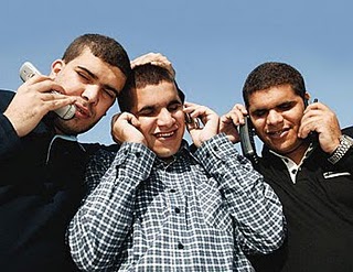 Hackeos Memorables: Los hermanos Badir ~ Security By Default