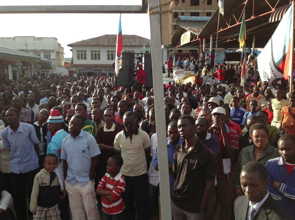 CHADEMA DIASPORA : MCHUNGAJI PETER MSIGWA NA DADY IGOGO WAMEUNGURUMA ...