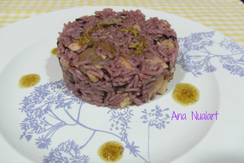 La cocinera de Bétulo: ARROZ ROSA CON POLLO Y SETAS