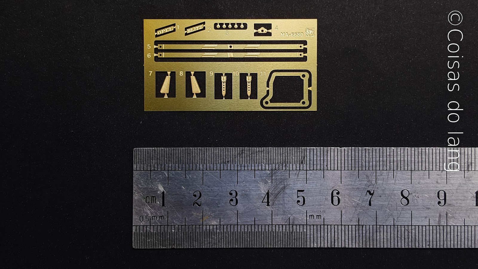 Review - Dragon 6828 - German 3t 4x2 Truck w/2cm FlaK 38 (2 in 1)