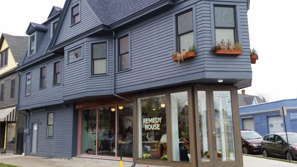 Buffalo Review West : Best friends create hot spot at Remedy House