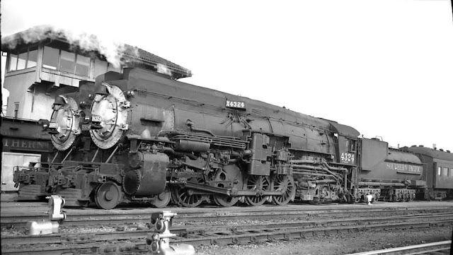 Models and Kitbashes by NightOwlModeler: Modeling SP Road Engines (Part ...