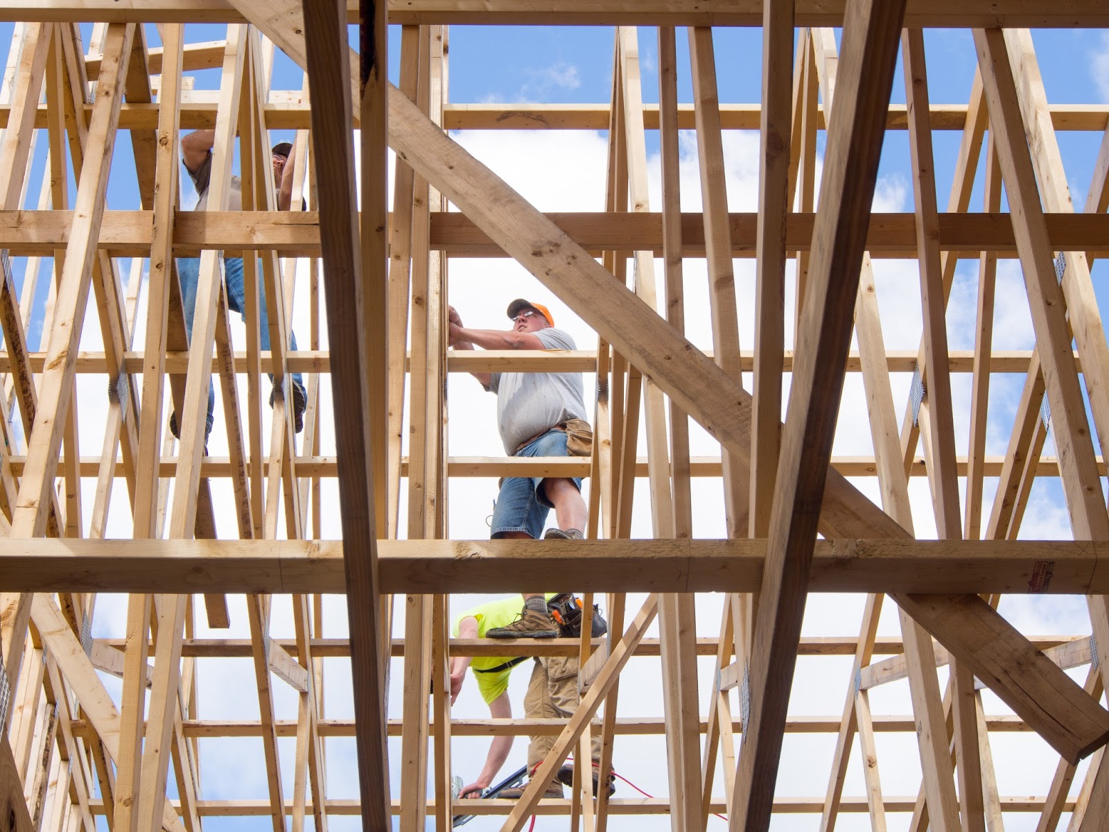 LLCER Building Project: September 10 - Finishing the Last Large Trusses ...