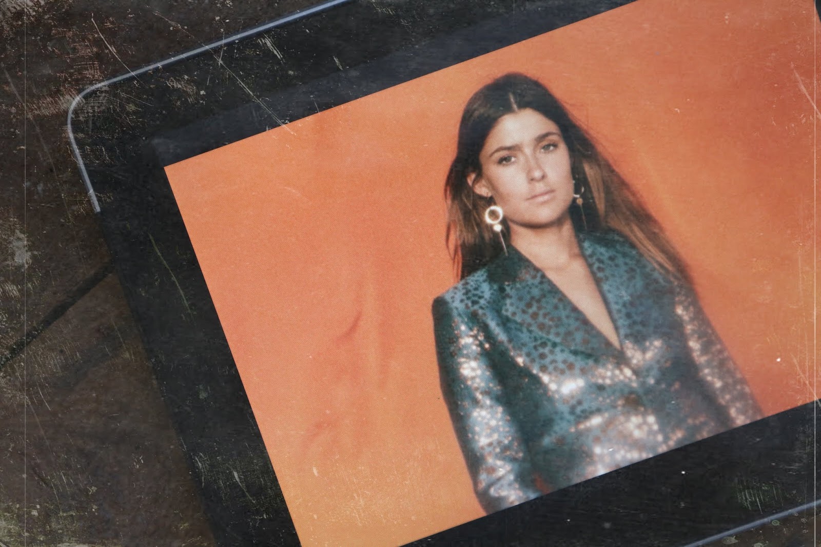 #Critique : LÉON chante l’amour sans relâche sur son premier album