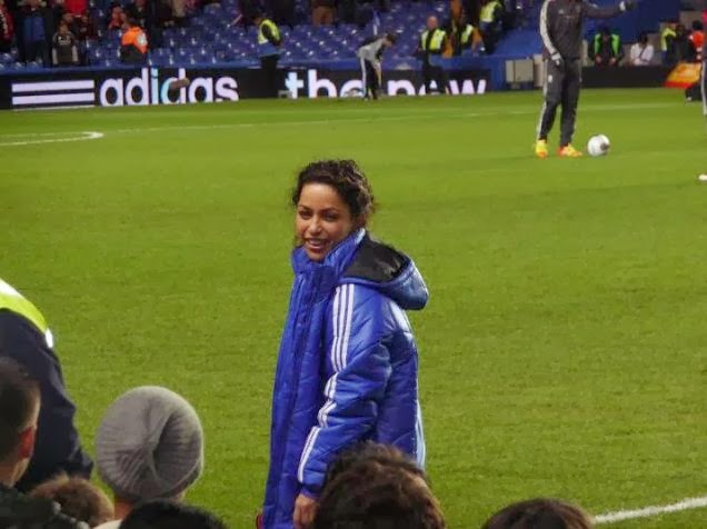 omg9ja: PHOTOS: Meet Chelsea FC's female Physio, Eva Carneiro