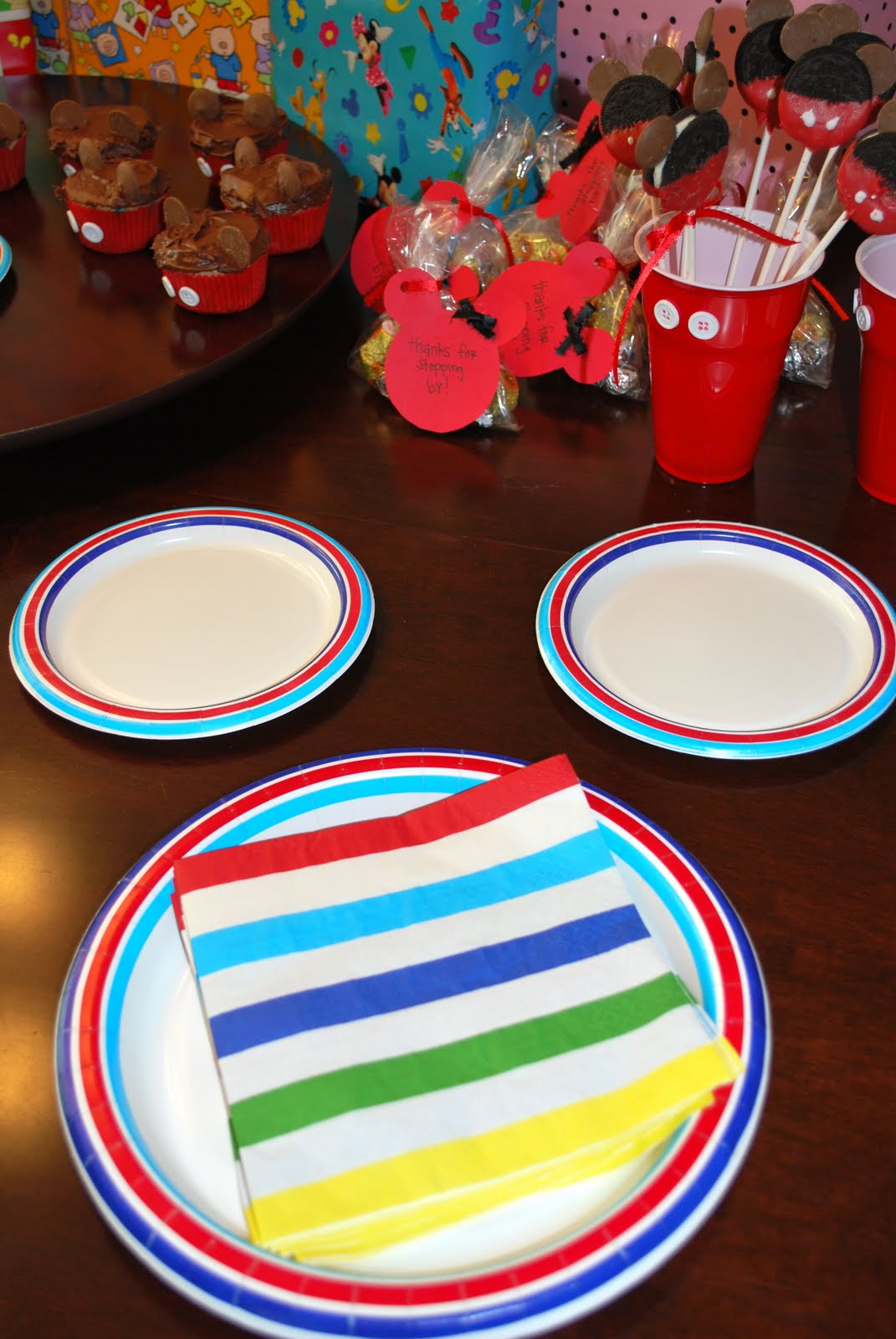 The Dotsons: Miska Mooska Mickey Mouse! -The Details