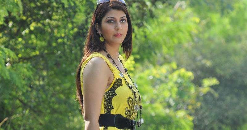 Disco Heroine Sara Sharma Photos Gallery