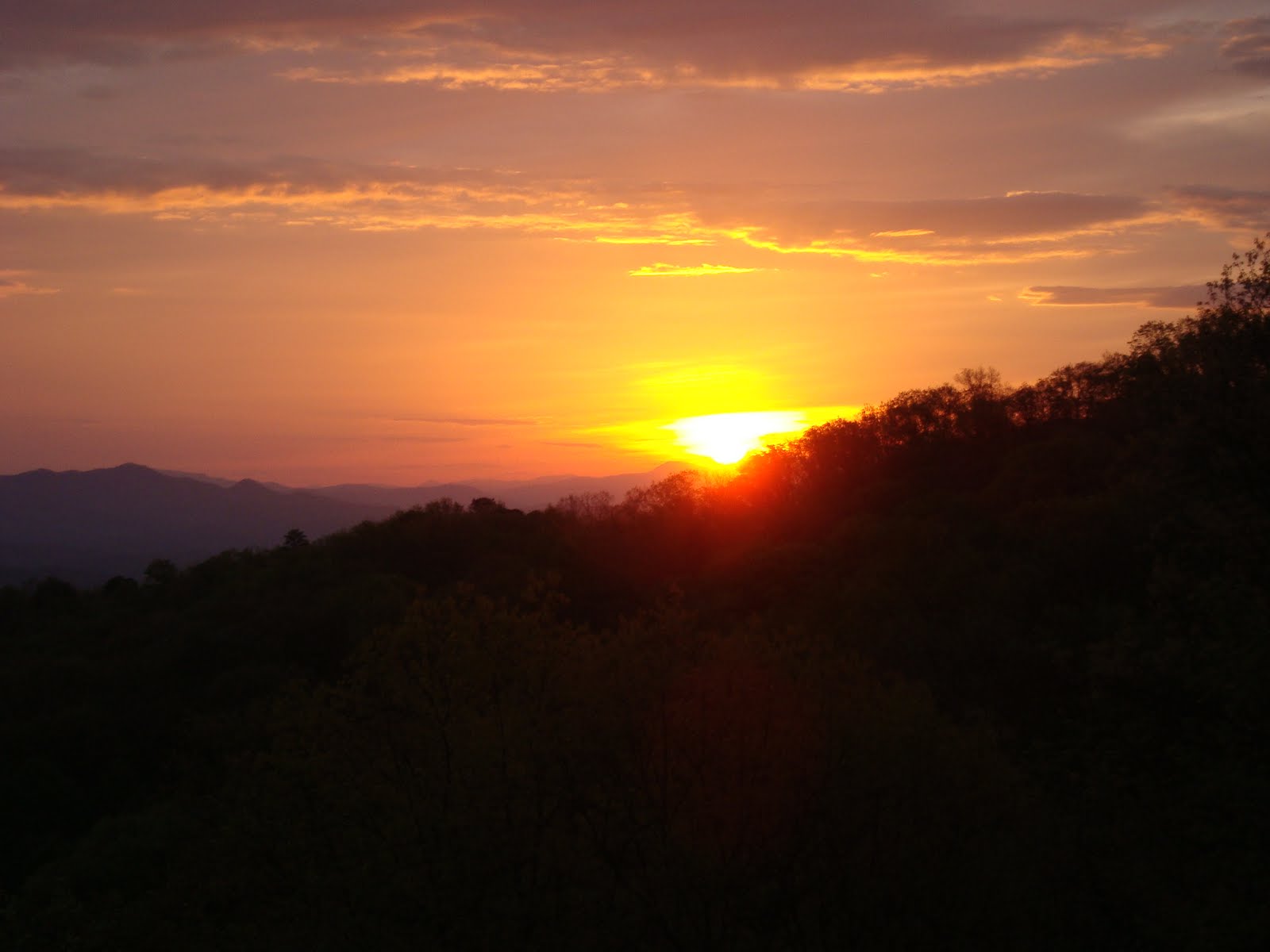 Smoky Mountain Resort Ministries: Easter Sunrise Worship