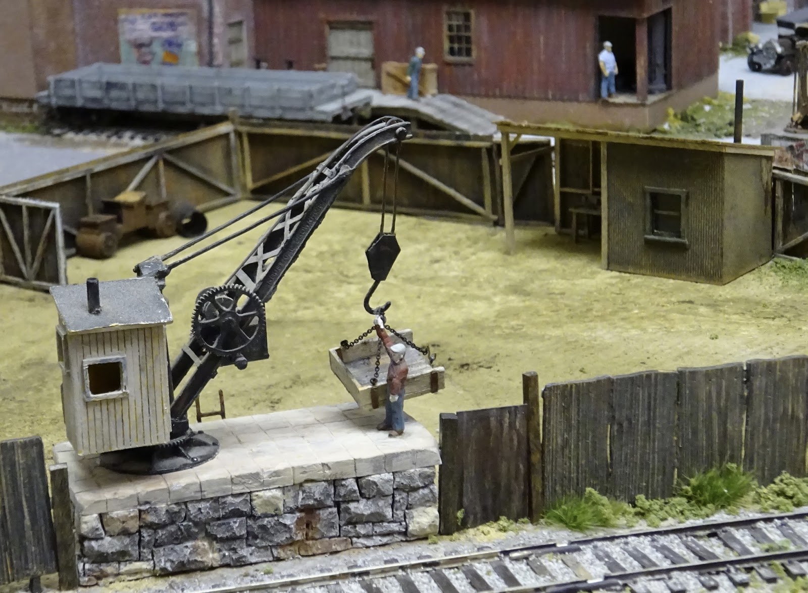 Model Railroad Minutiae: Scrap yard fence complete