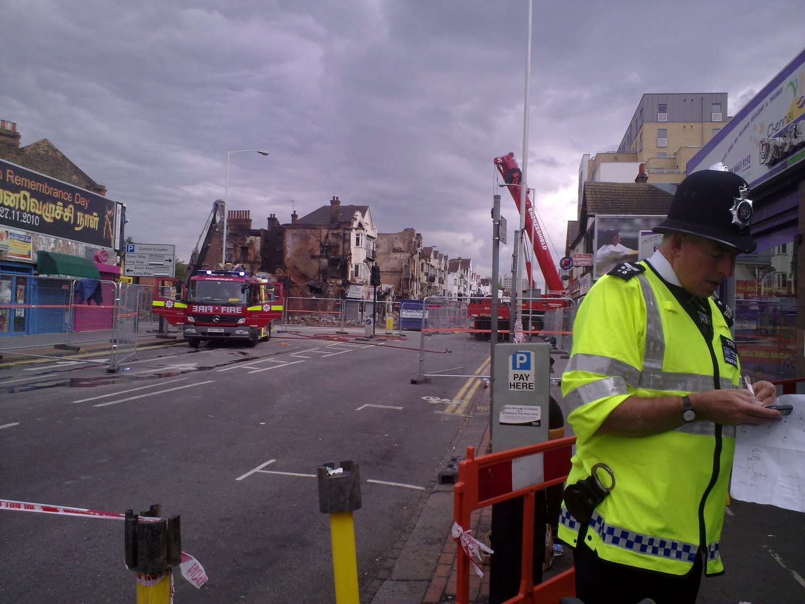 Dead Man's Musings: Pictures Of The Aftermath Of Riots In Croydon ...