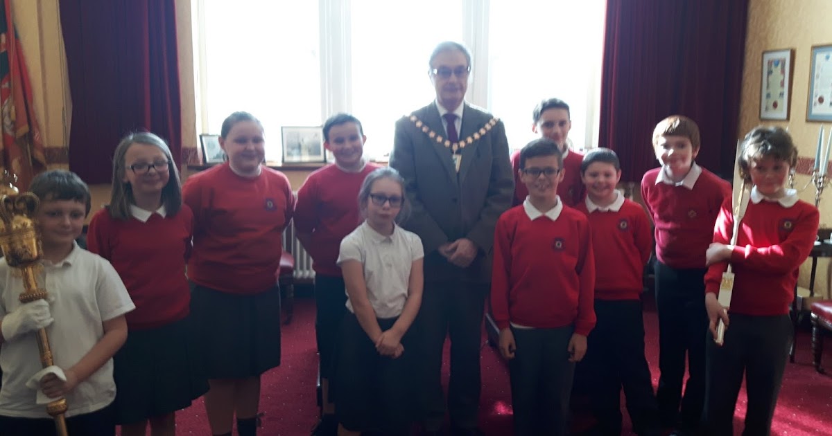 theMayoralBlog: Waterloo Primary School visit the Town Hall